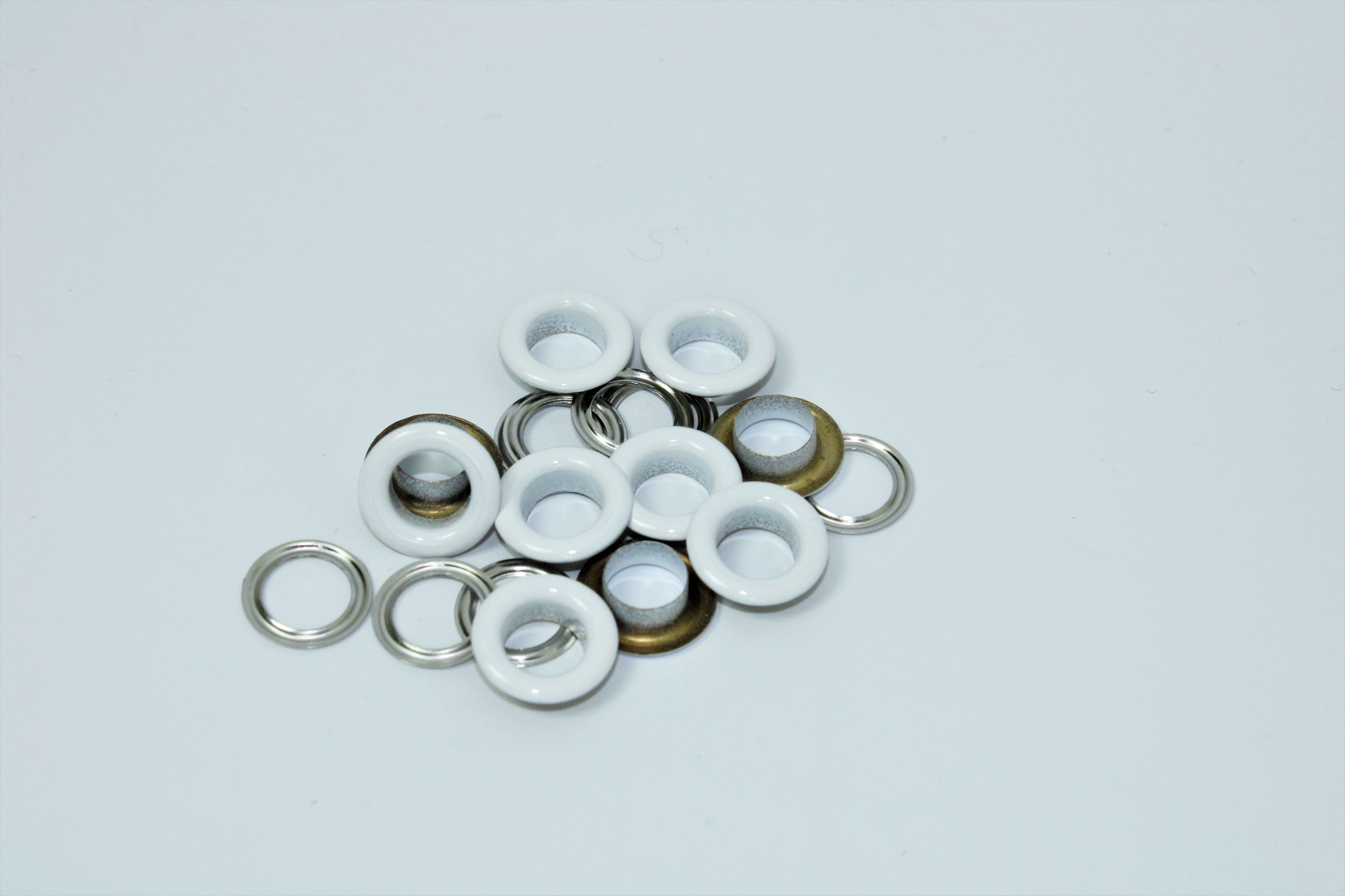 Bunte Ösen nähfrei mit Scheibe 8mm weiss - Jules Stoffkiste